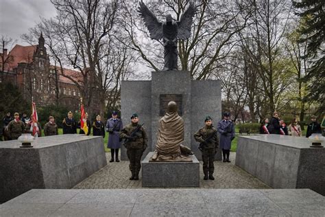 Dzień Pamięci Ofiar Zbrodni Katyńskiej 2023 Radio Rodzina