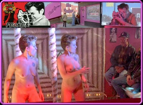 Martha Plimpton Nude