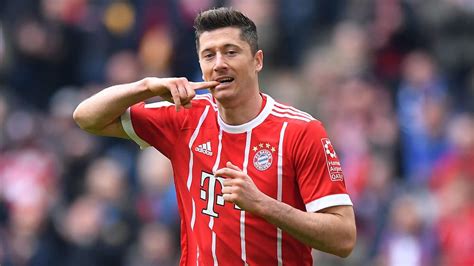 Lewandowski Breaks Elbers Goal Record At Bayern Munich Fourfourtwo