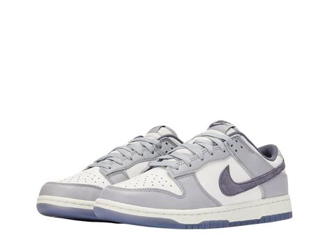 Buy And Sell Nike Dunk Low Se Light Carbon 100 Authentic