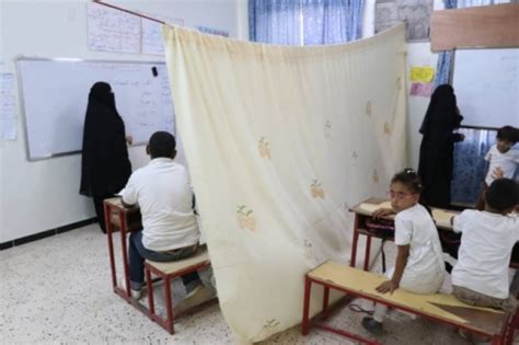 جمعية رعاية وتأهيل الصم والبكم بمحافظة أبين محرومة من مقرها صور