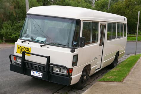 После изнасилования 14 летней школьницы студент избежал тюрьмы