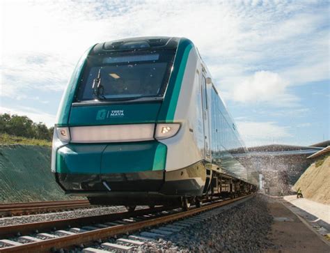 El Tren Maya llega a impulsar un sector turístico en crecimiento y que