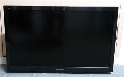 Panasonic TV 32 Inch, TV & Home Appliances, TV & Entertainment, TV on ...