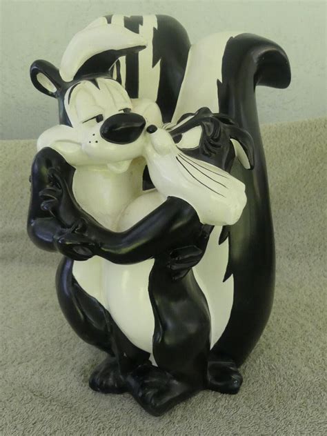 Pepe Le Pew And Penelope Pussycat Statue Figurine 12 Warner Brothers Big