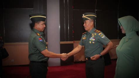 Foto Baru 5 Hari Jadi Danrem Ibukota Kolonel Kopassus Tni Ini Langsung