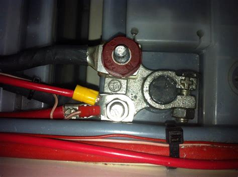 Where To Buy Battery Terminal With Block Fuse Myhanse Hanse Yachts