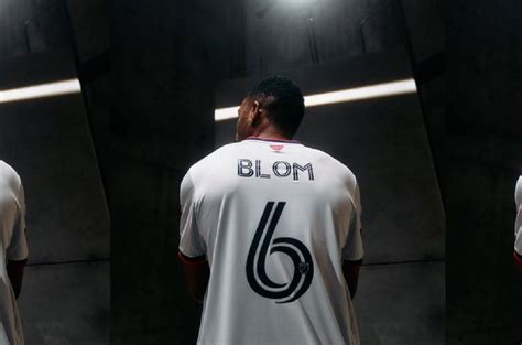 Comparing Njabulo Bloms MLS Salary To Kaizer Chiefs Top Earner