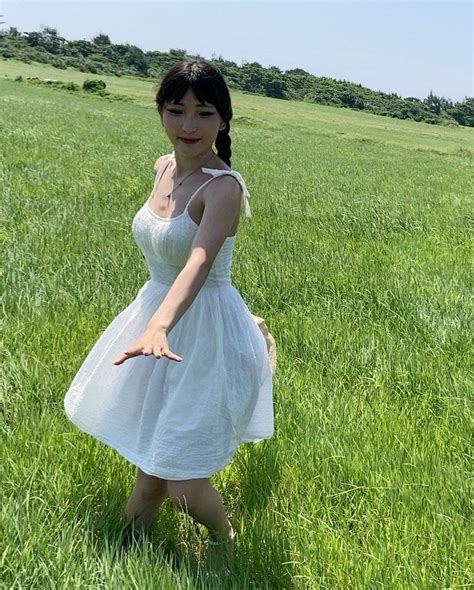 小丁𝙆𝙤𝙢𝙖𝙘𝙝𝙞🦋siaodingkomachi • Instagram写真と動画 コスプレ 写真 動画