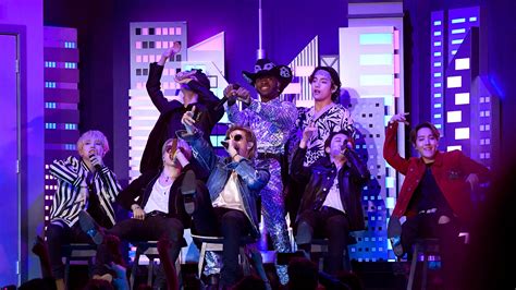 Lil Nas X Bts And More Performed Old Town Road” At Grammys 2020