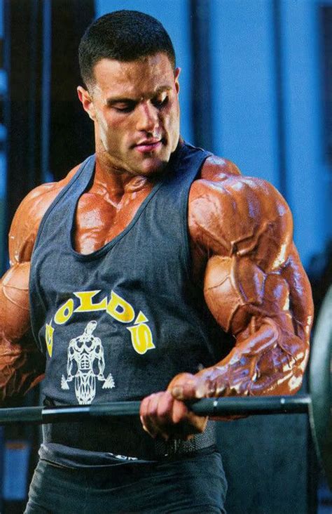 Massive Muscle Men Evan Centopani 2009 IFBB New York Pro Open