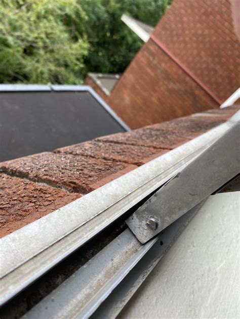 how to fix the gap in between window causing window to rattle with the