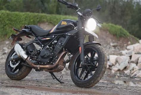 Royal Enfield Guerrilla 450 Review A Uniquely Sporty Retro Roadster