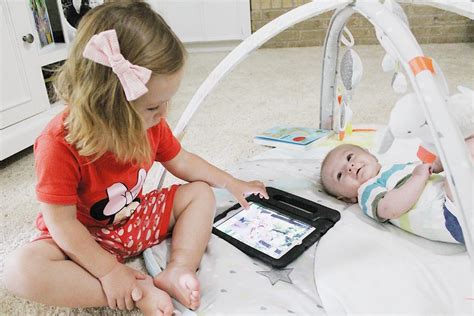 10 Ways To Promote Sibling Bonding Simply Clarke