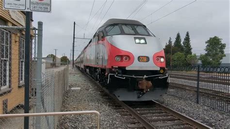 Caltrain Mp36ph 3c 924 Leads 228 Train In Santa Clara Station With Horn