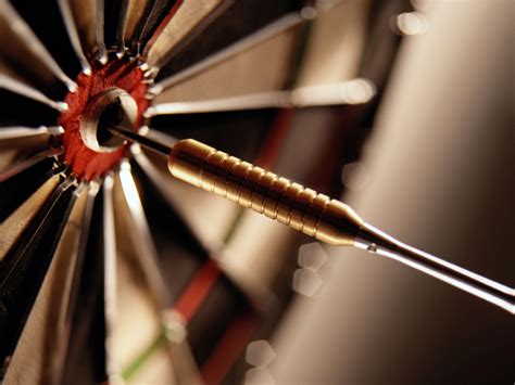 Hd Wallpaper Precision In Darts