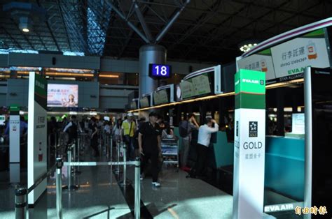 長榮空服罷工》桃園機場至少12航班取消 旅客罵聲連連 生活 自由時報電子報
