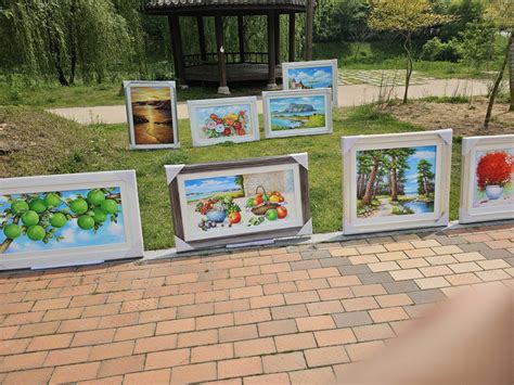 공원에 그림 전시 되어있네 오덕양성소 에펨코리아