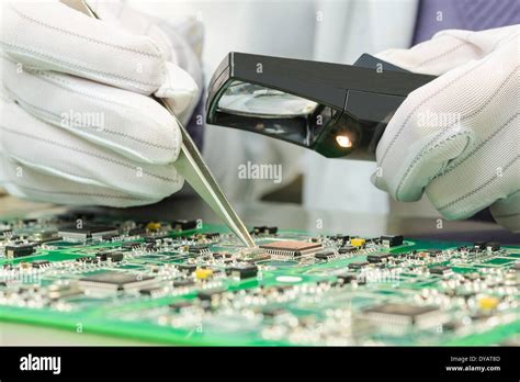 Qc Lab Laboratory Quality Hi Res Stock Photography And Images Alamy