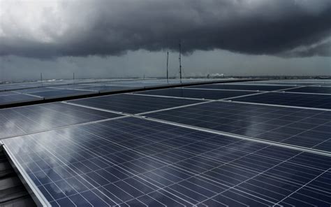 Maximizing Solar Panel Efficiency On Cloudy Days