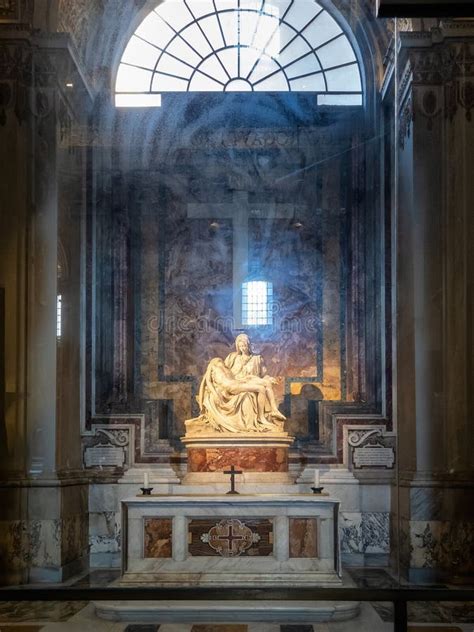 La Pieta By Michelangelo Buonarroti In St Peter S Basilica Editorial