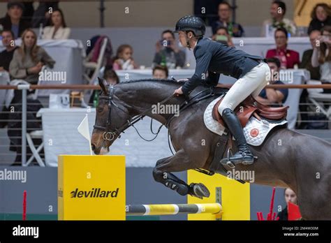Steve Guerdat Aus Der Schweiz Reitet Auf Dynamix De Belheme Fotos Und