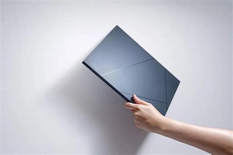 ASUS Zenbook 14 OLED AI Powered OLED Laptop Tipis 14 Inci Paling