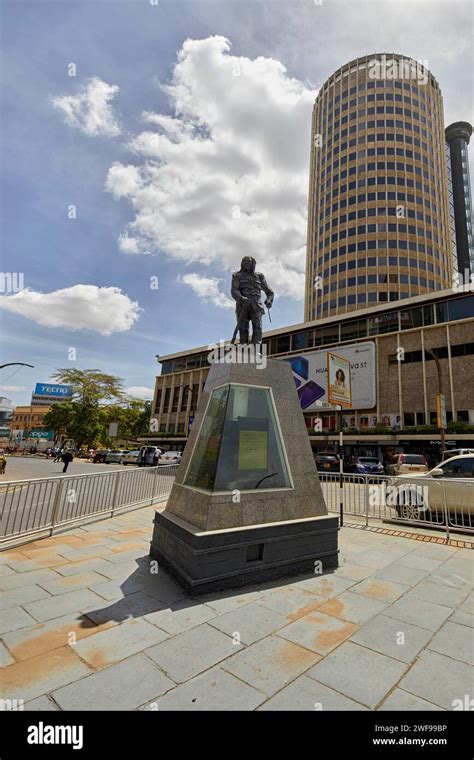 Dedan Kimathi Statue Nairobi Kenya Africa Stock Photo Alamy