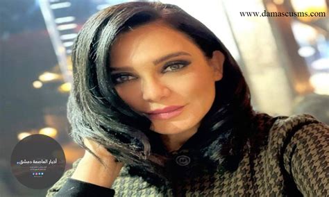 وكأنها في العشرينيات شاهدوا إطلالة سلاف فواخرجي الأخيرة صور