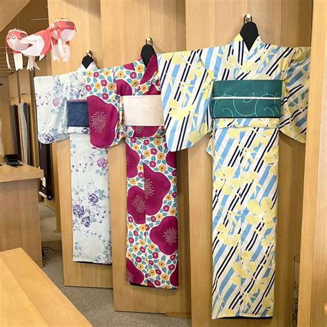 8月の休業日のお知らせ きもの「絹や」