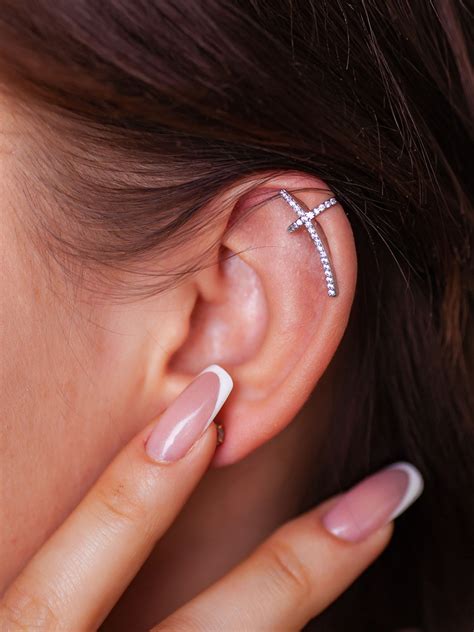 Кафф моносерьга на ухо без прокола бижутерия купить с доставкой по выгодным ценам в интернет