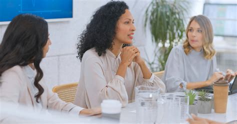 If A Woman Uses These 7 Phrases Regularly She Has Almost Zero