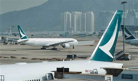 國泰空姐歧視菜英文掀風暴 他不忍了痛批：厭惡這心態 中時新聞網 Line Today