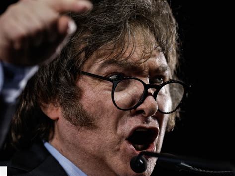 Quién es Javier Milei el libertario anticasta que ha pateado el