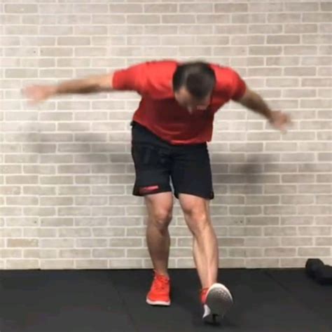 Hamstring Circle Swings By Dennis Richardson Exercise How To Skimble