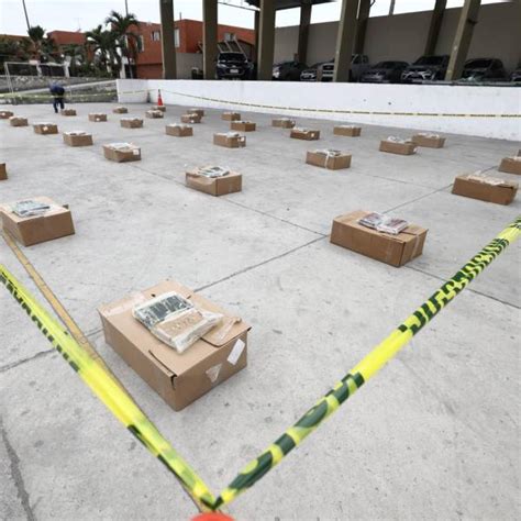Decomisan Más De Dos Toneladas De Droga En Puerto De Guayaquil