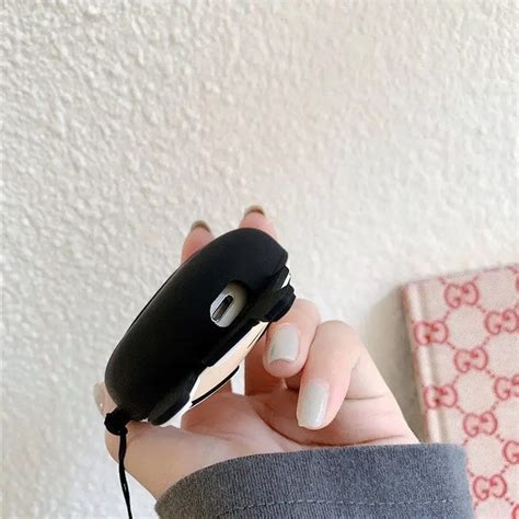 قیمت و خرید کاور کارل لاگرفلد مدل Air Karrl مناسب برای کیس هدفون اپل ایر پاد پرو