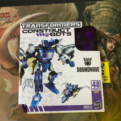 Transformers Construct Bots Elite Class E1 02 Soundwave Buildable