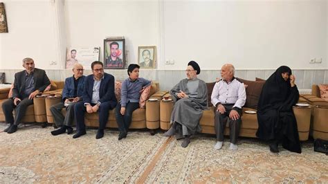 دیدار سیدمحمد خاتمی با خانواده پاسدار شهید عکس پایگاه خبری جماران