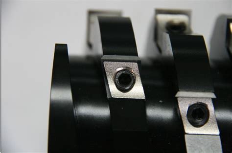 螺旋刨刀架使用說明書 可用在立軸銑和四面刨設備的重切螺旋刀 幫趣