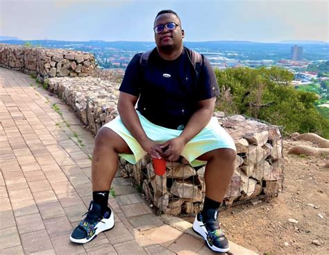 Podcaster Sol Phenduka Inspires Fans With Workout Video Keep Up The