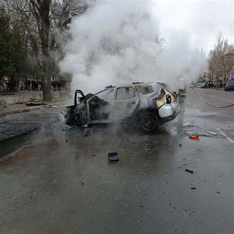 Кадры с места взрыва автомобиля в центре Мелитополя Лента новостей