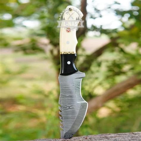 Damascus Tracker Knife For Hunting Camping And Bushcraft