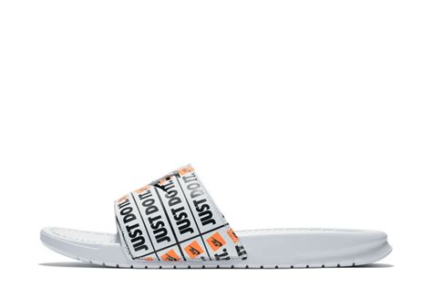 Nike Benassi Jdi Slides In White 631261 102 Raffles And Release Date