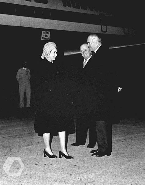 Cuántos Primeros Ministros del Reino Unido sirvieron a la reina Isabel