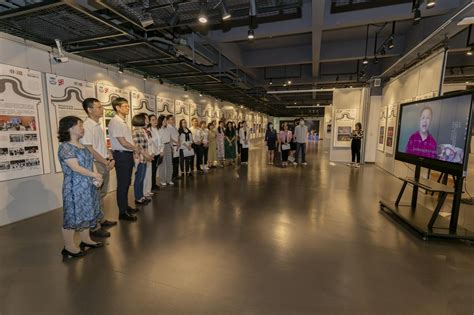 非遗校园行第一站岭南舞蹈主题展览开幕 新闻时讯 华南师范大学图书馆