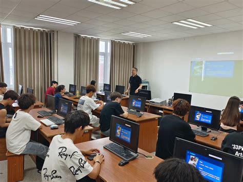 信息工程学院举办《工业无人机行业行业痛点与解决措施》学术讲座 信息工程学院 滁州职业技术学院