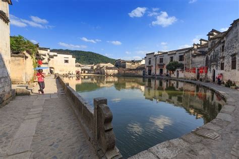 宏村月沼介绍 宏村月沼 宏村月沼湖 大山谷图库