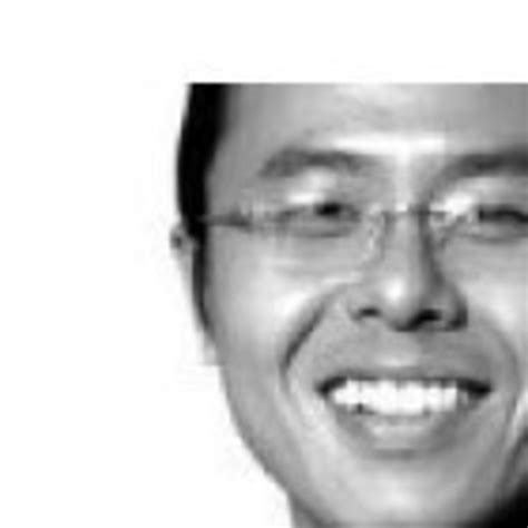 Yiping Zhang 副院长 Deputy Dean 北京师范大学珠海分校国际传媒设计学院 School Of Design