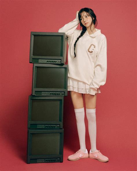 연예거중기 방금 뜬 컨버스 카리나 화보 Daum 카페